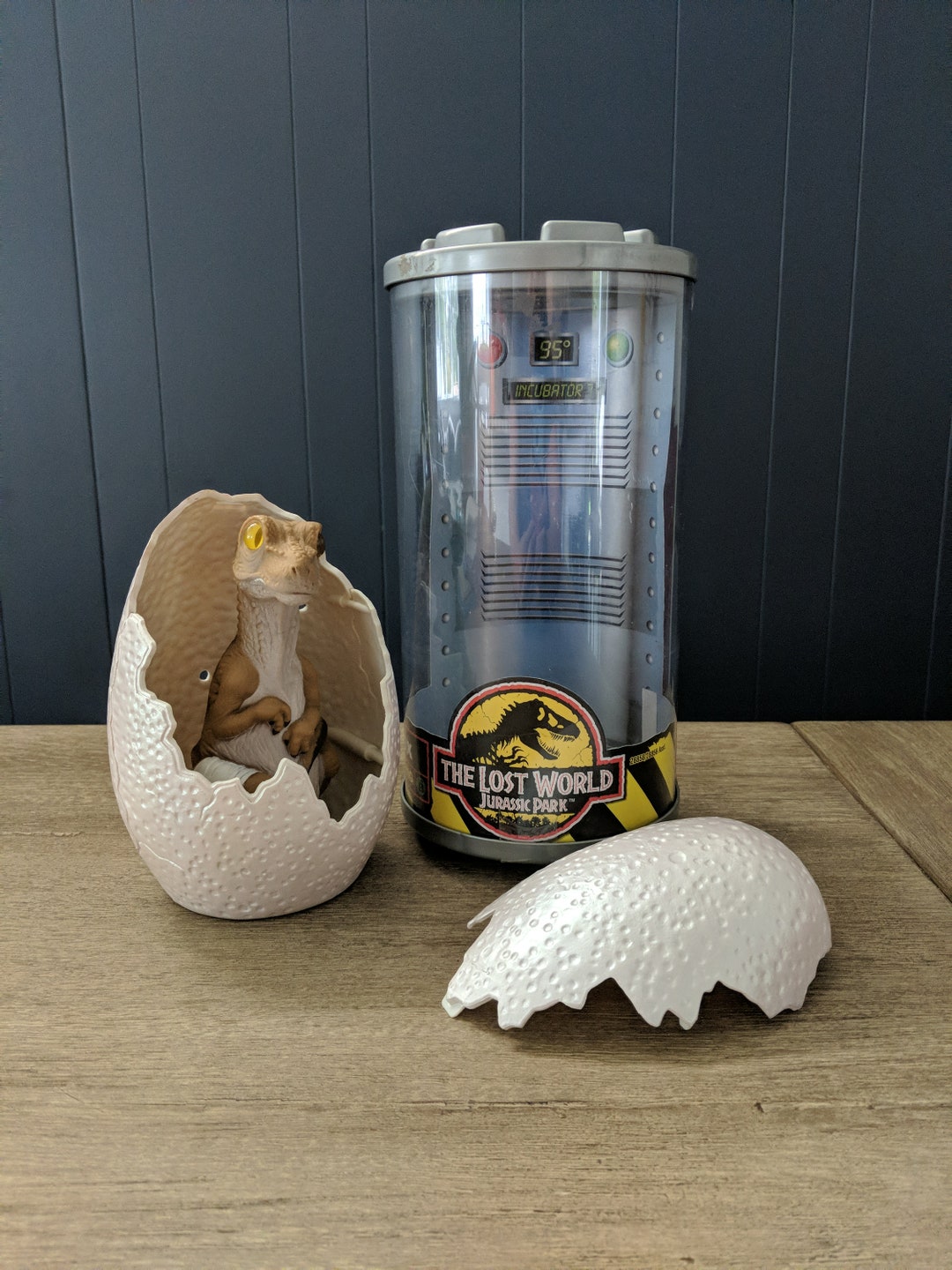 Jurassic Park Toy T-rex Baby in Egg, Hatchlings Gift, Original Jurassic ...