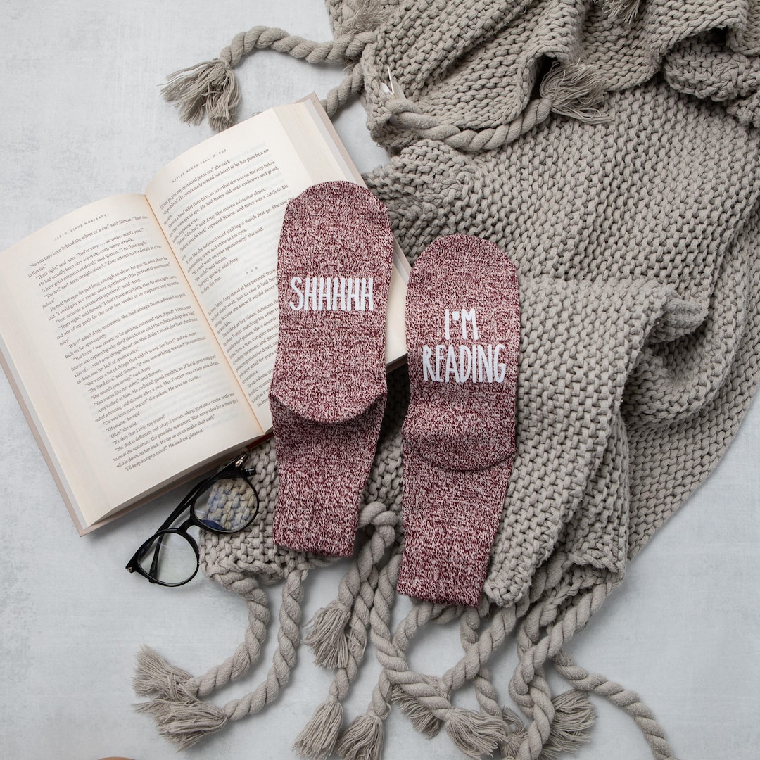 Shhh I'm Reading Socks: Book Lover Gift for Librarians & Teachers - Etsy