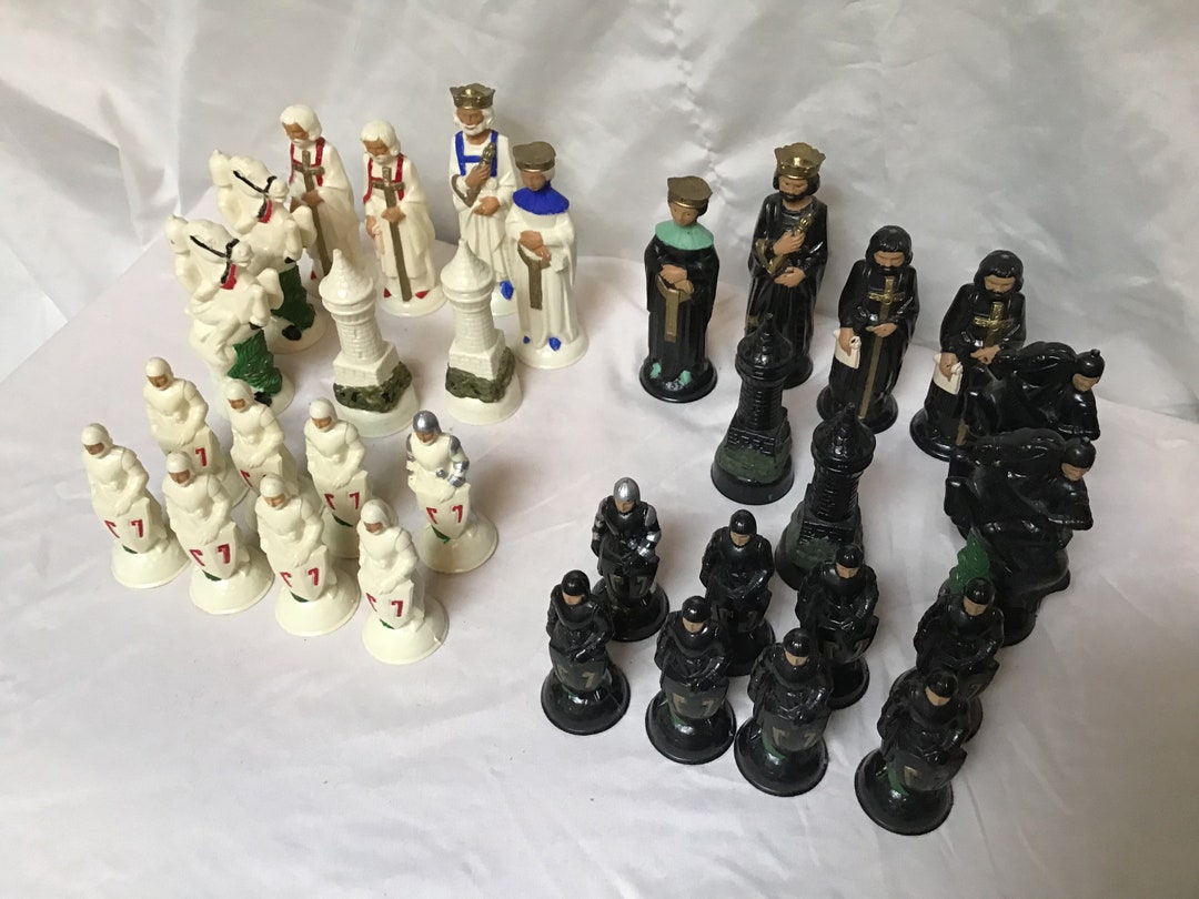 Vintage Chess Set King Arthur Chess Pieces Complete Set Camelot Theme ...