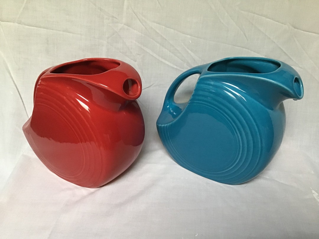 Vintage Fiesta Pitcher Vintage Fiestaware Fiesta Jug 2 Available Disc ...