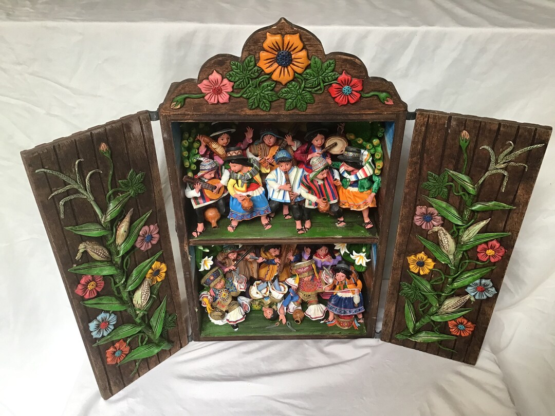 Peruvian Folk Art Figurines in Cabinet Handmade & Handpainted Andean ...