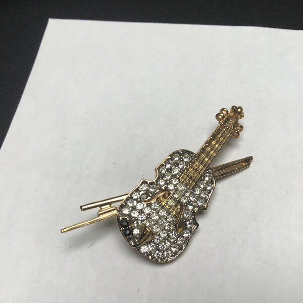 Butler Brooch - Etsy