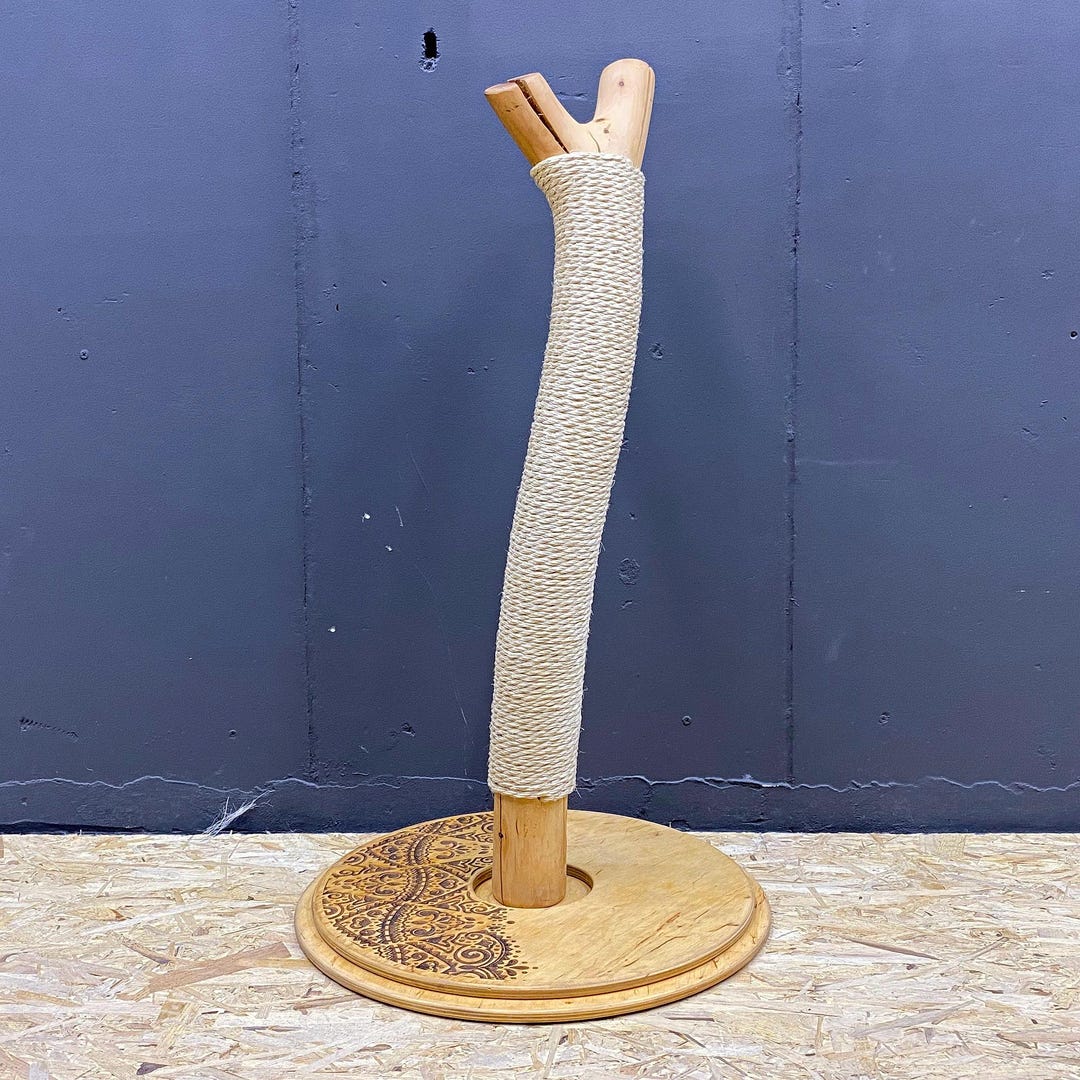 Cat Scratching Post - Cat Scratching Tree. Unique Cat Trees, Cat Tree ...