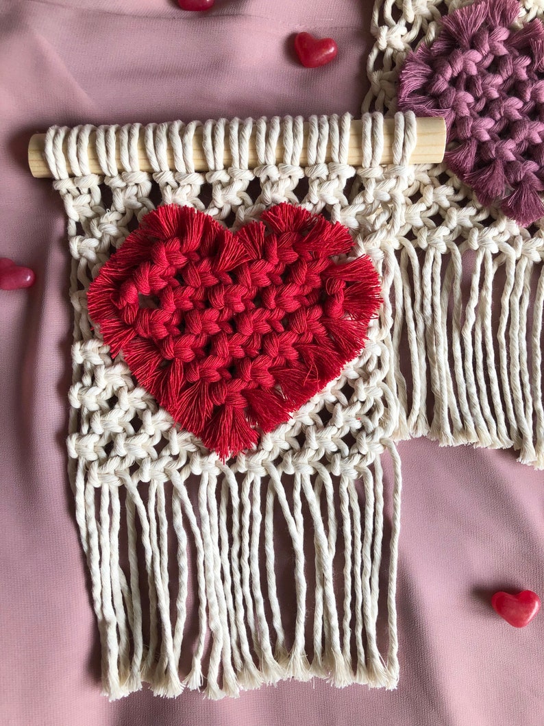 Macrame Valentine Macrame Heart Wall Hanging in Red Berry - Etsy