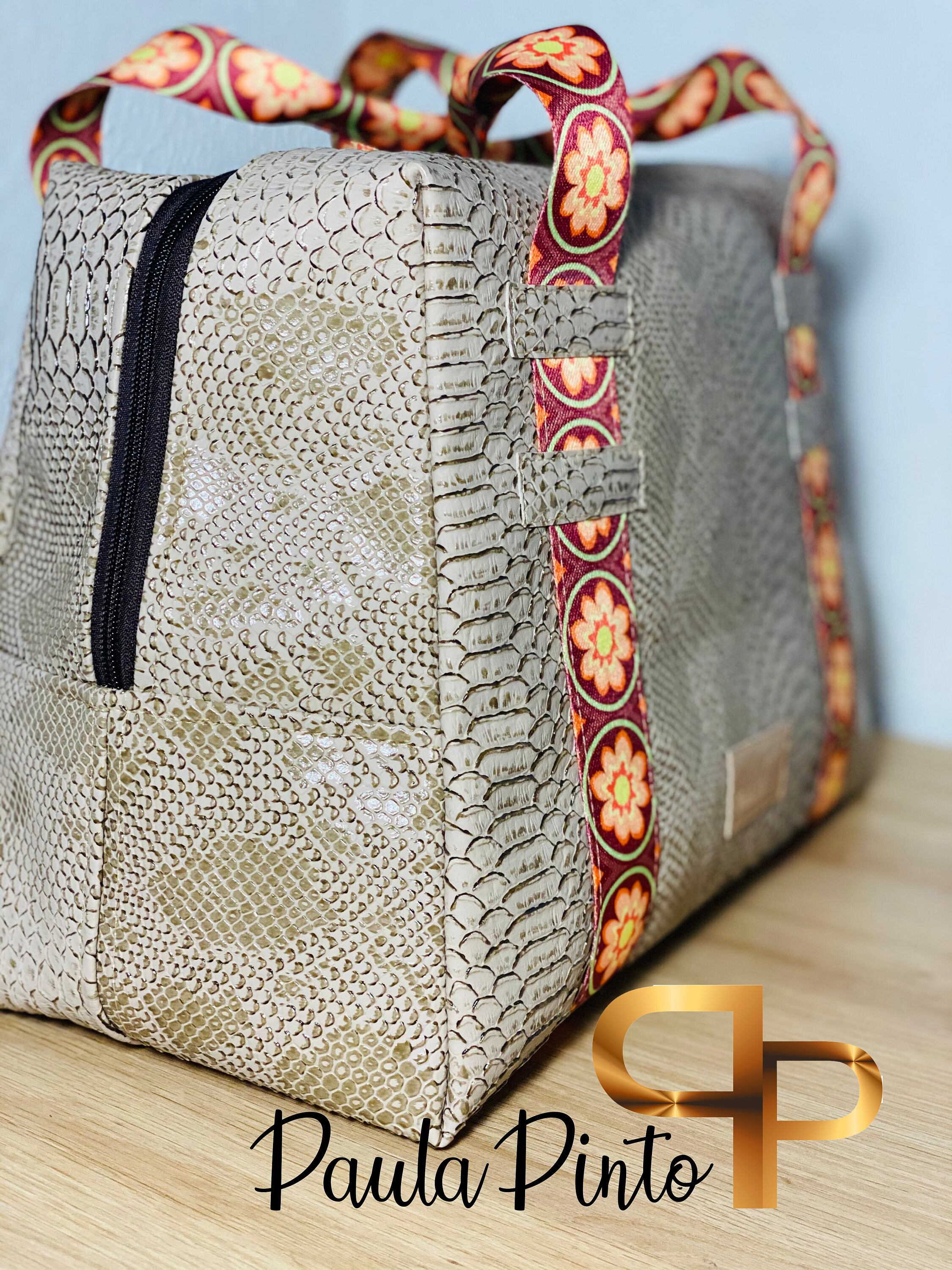 Maya Kit, Pattern and Pdf Tutorial. Travel Bag and Matching Toiletry ...