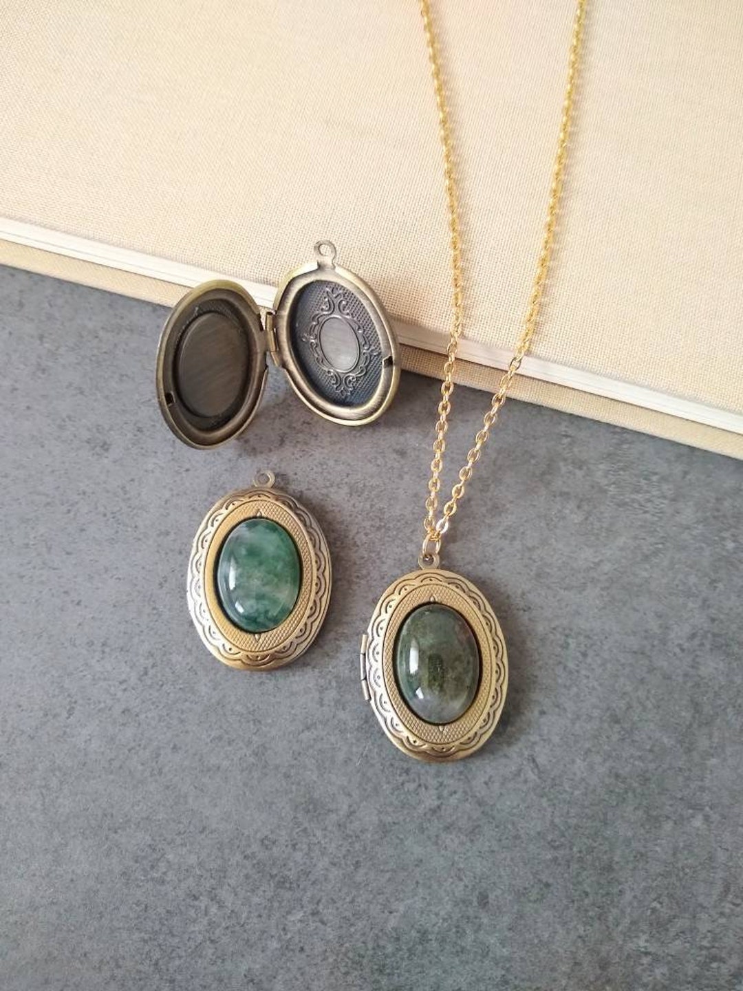 Vintage-style Oval Bronze Photo Locket With Moss Green Agate Stone and ...
