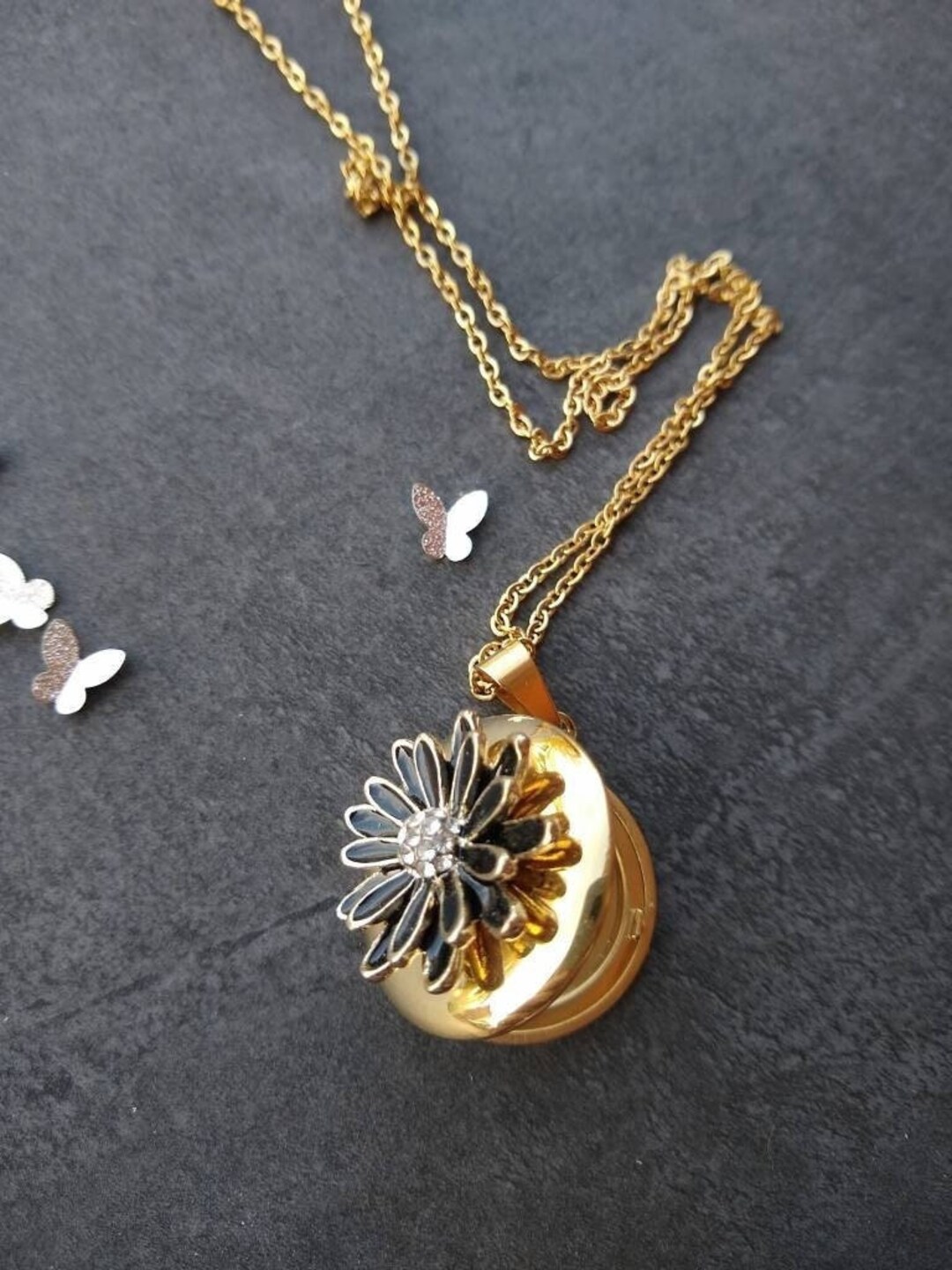 Necklace With Golden Openable Photo Pendant and Black Flower - Etsy
