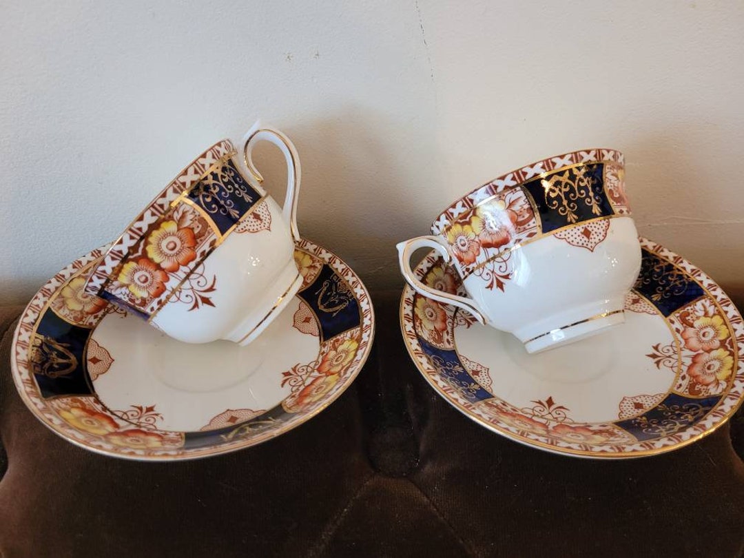 Tea Cups, Imari Style Colclough China, Set of Two - Etsy