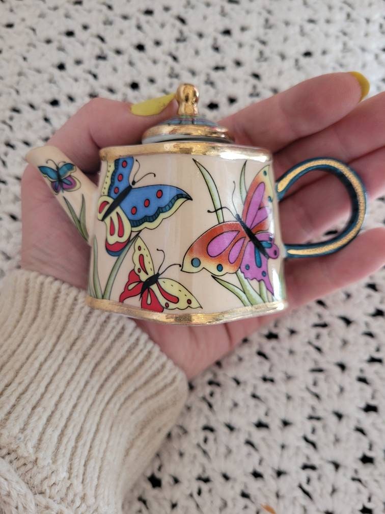 Miniature Tea Pots, Collectible, My Treasure, Decorative - Etsy