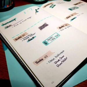 Days of the Week Sticker Sheet - Shorthand Week Days in Bold Font ...