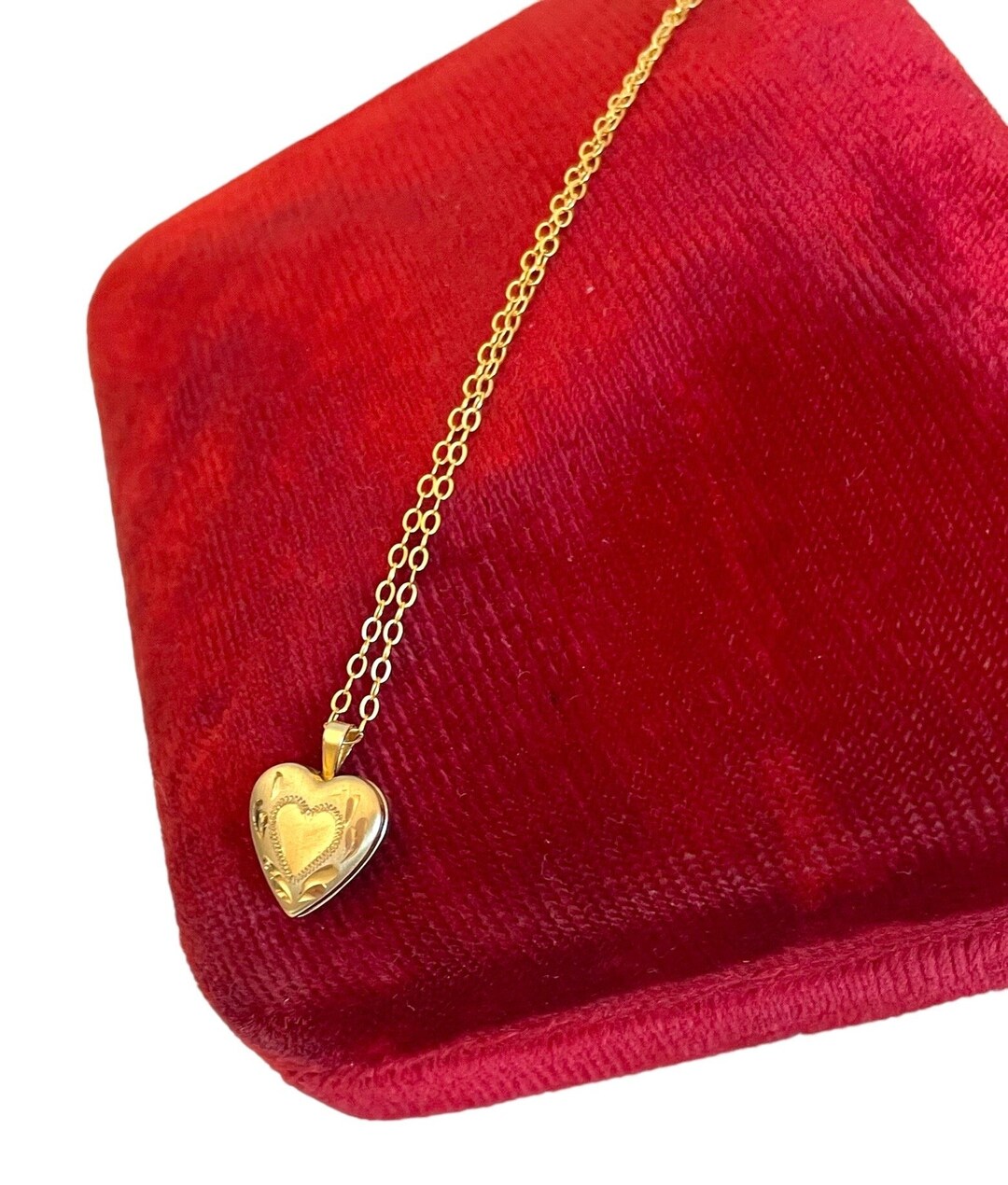 Vintage Petite 14K Gold Filled Heart Locket on 14K GF Chain With Etched Heart PPC Small Pendant ...