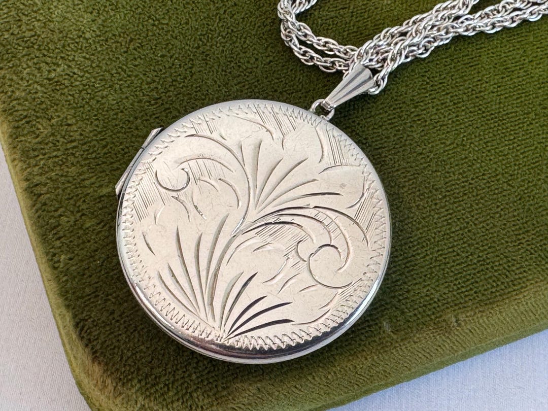Vintage Etched Sterling Silver Locket Round Pendant Necklace 925 Chain ...
