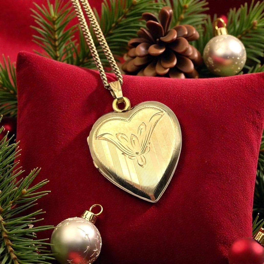 Vintage 12K Gold Filled Heart Locket Necklace: Etched Pinstripe Pendant ...