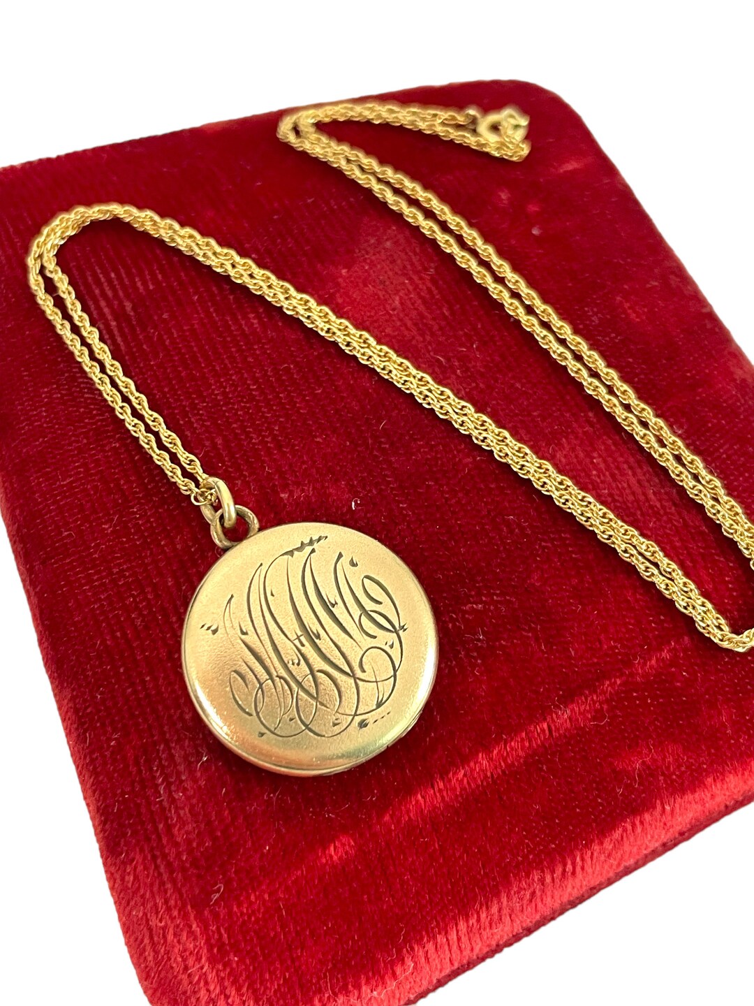 Round Gold Filled Locket Necklace - 14K GF BB Binder Bros Hallmark ...