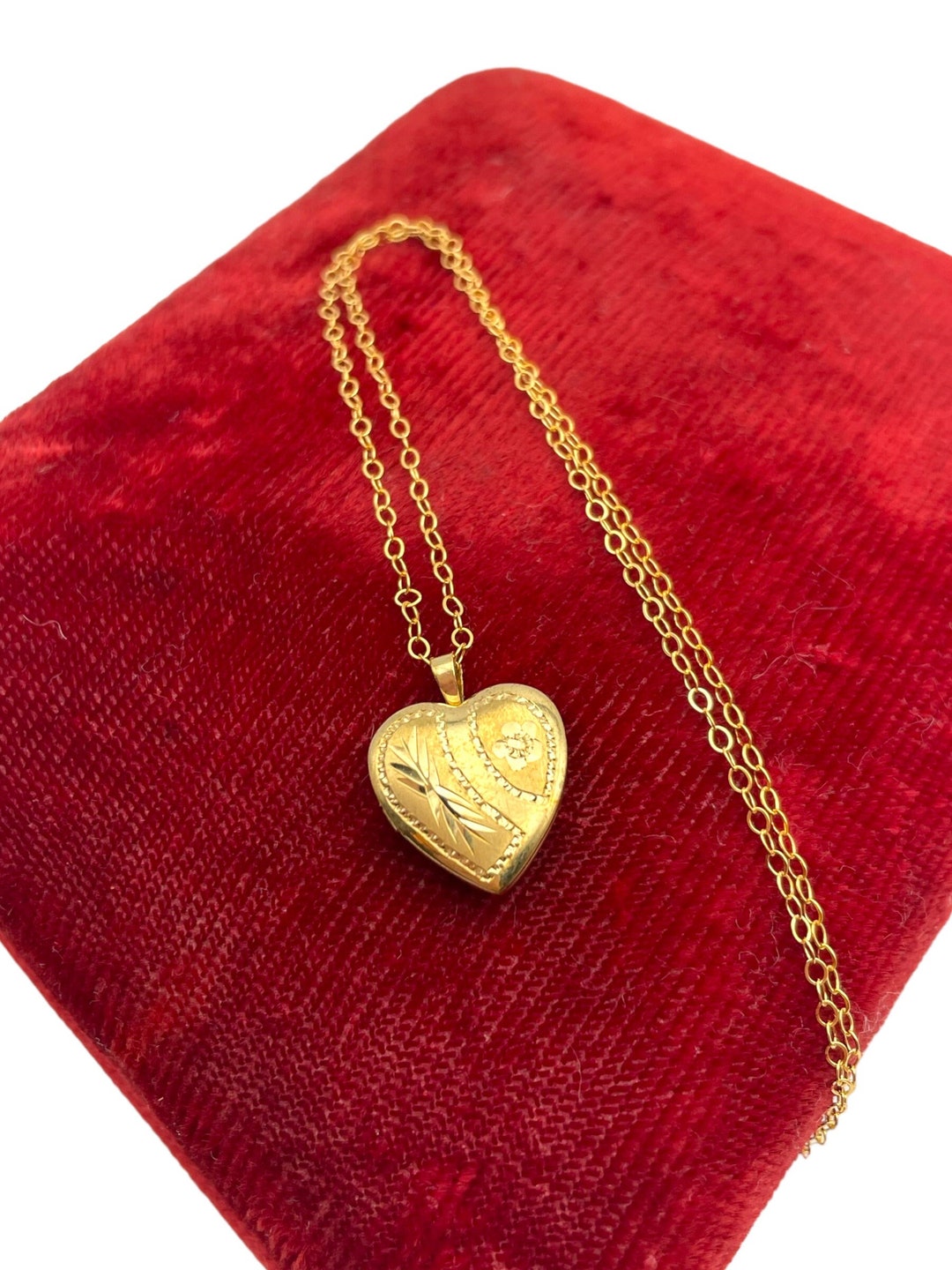 Heart Locket Necklace Vintage 14K Gold Filled Heart PPC Locket Pendant ...