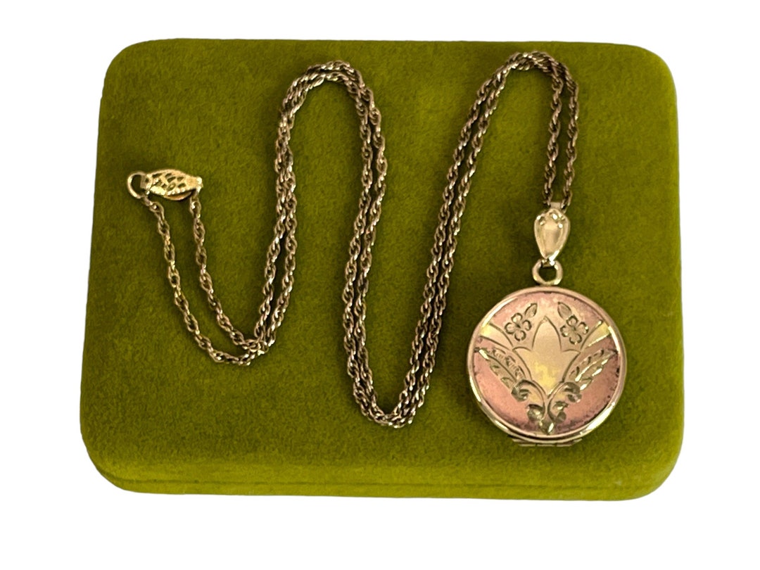 Vintage Gold Filled Locket Round Etched Flower Shield timeworn Treasure ...