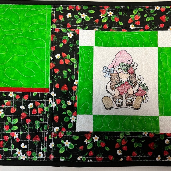 Strawberry Mug Rug - Etsy