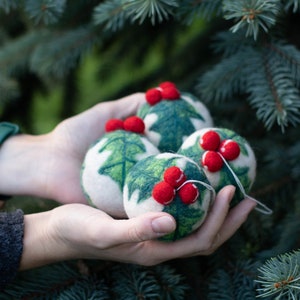 Set of Needle Felt 100% Wool Christmas Decoration Balls, Pendant ...