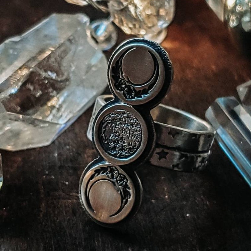 Moon Goddess Ring - Etsy