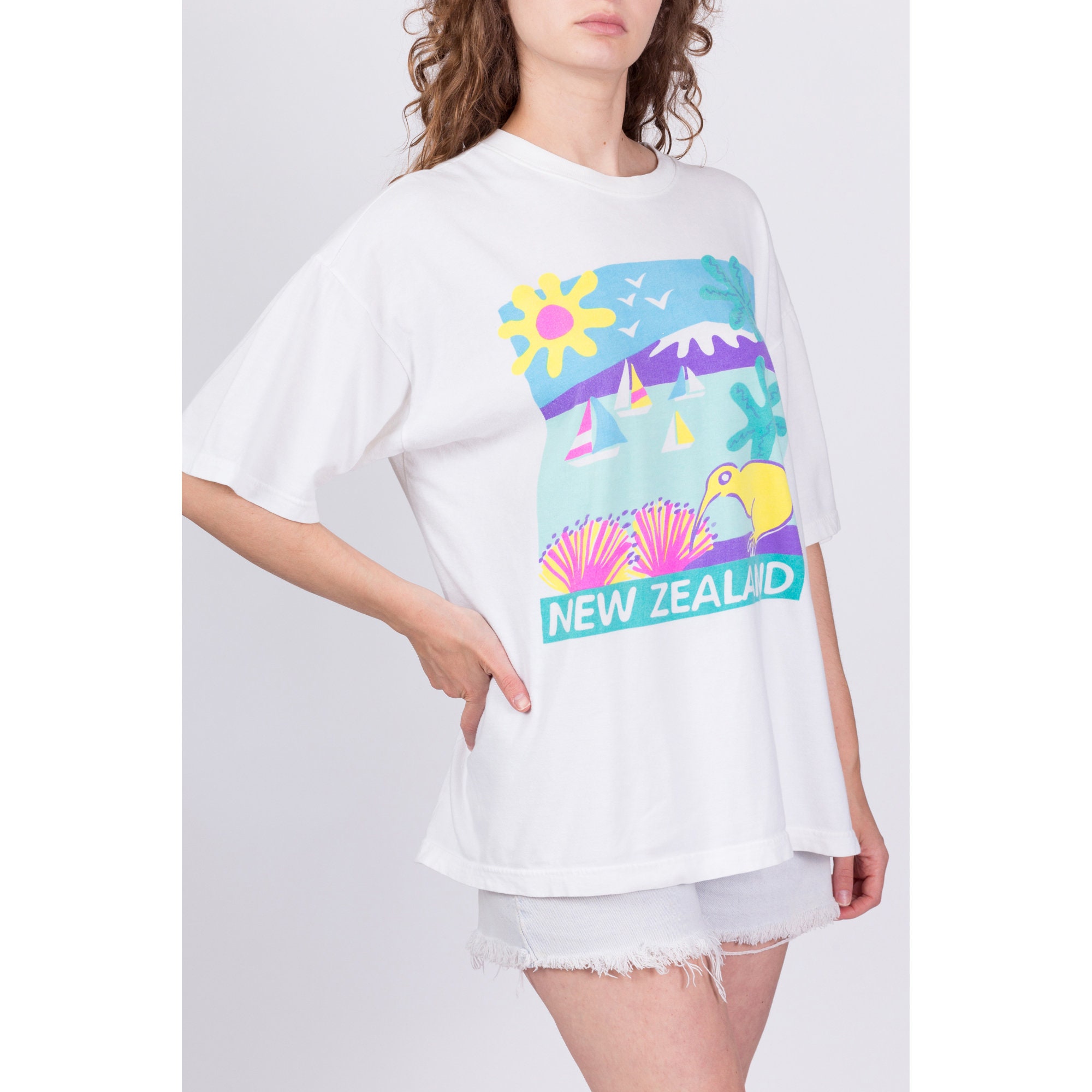 80s New Zealand Kiwi Bird T Shirt Vintage Graphic Tourist Tee sold by ...