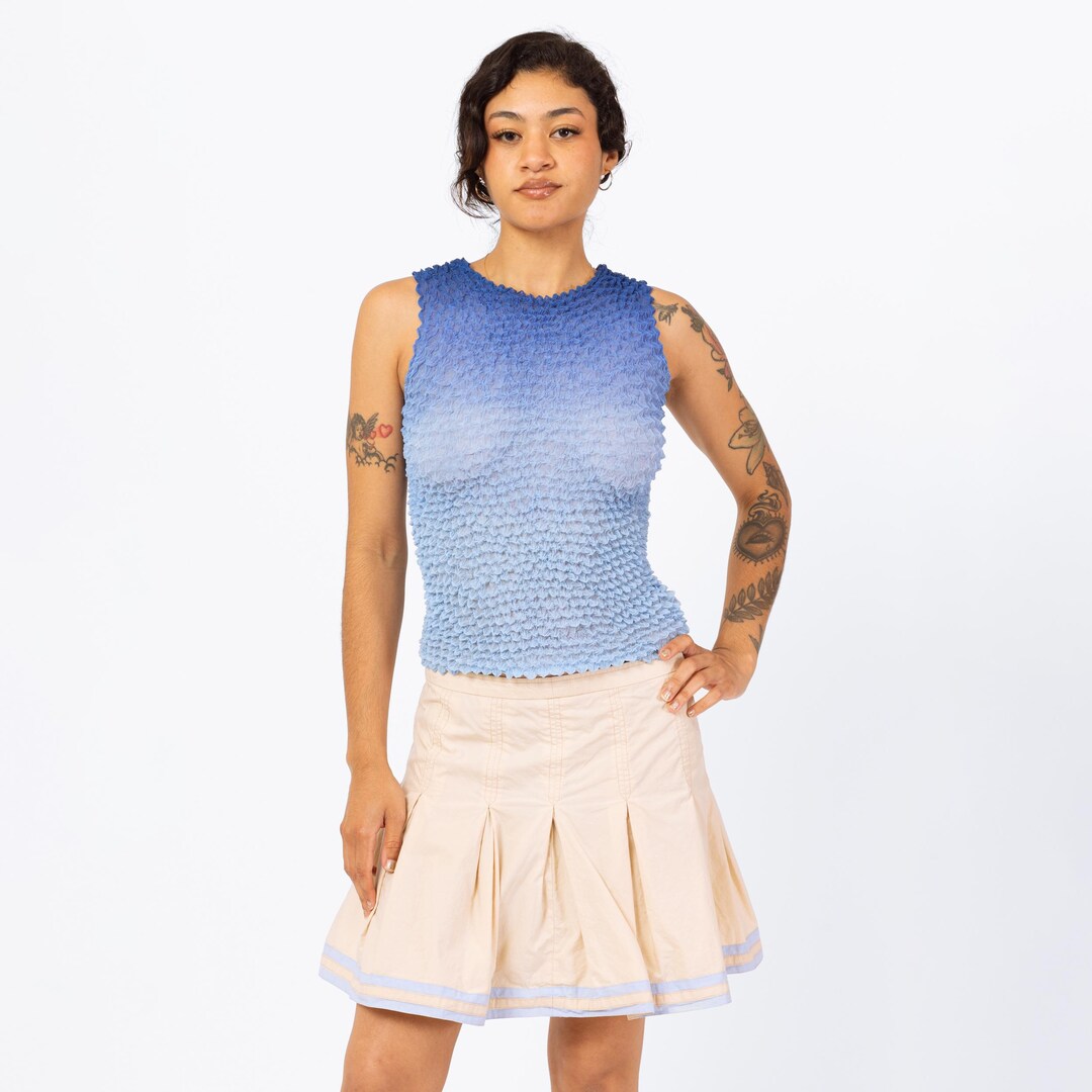 Vintage Y2K Blue Gradient Popcorn Top - One Size | 2000s Sleeveless ...