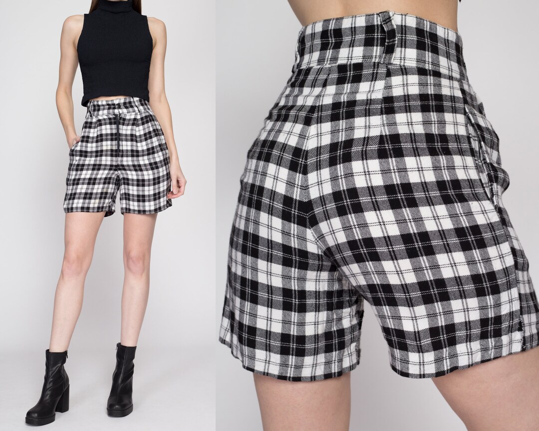 XS 90s Black & White Plaid Flannel Shorts 24 Vintage High Waisted ...