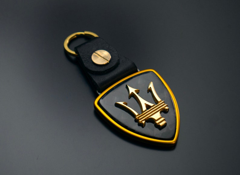Maserati Golden Keychain Carbon, Aluminum, Titanium, Spyder, 350 GT ...