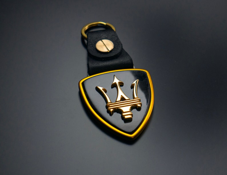 Maserati Golden Keychain Carbon, Aluminum, Titanium, Spyder, 350 GT ...