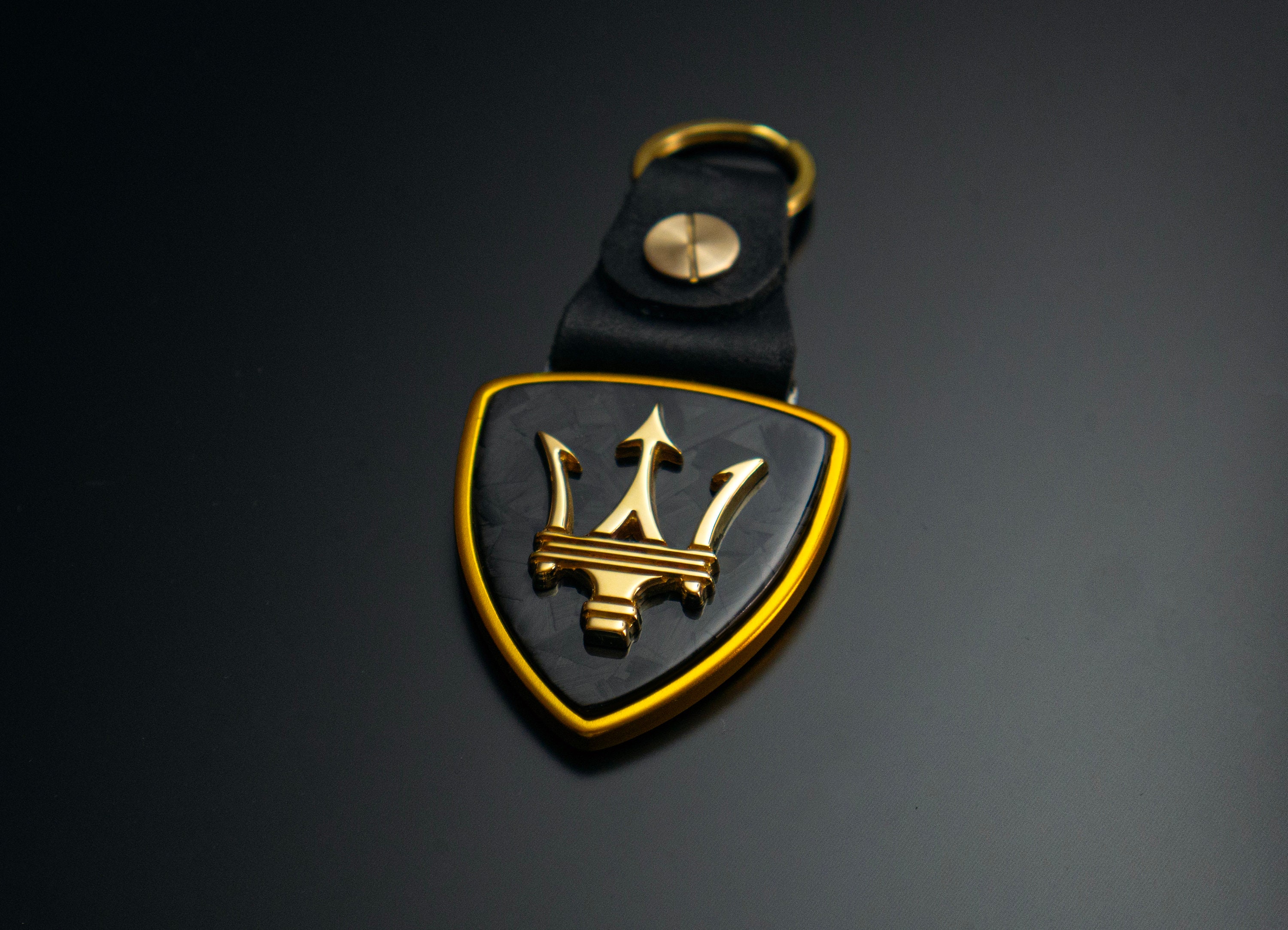 Maserati Golden Keychain Carbon, Aluminum, Titanium, Spyder, 350 GT ...