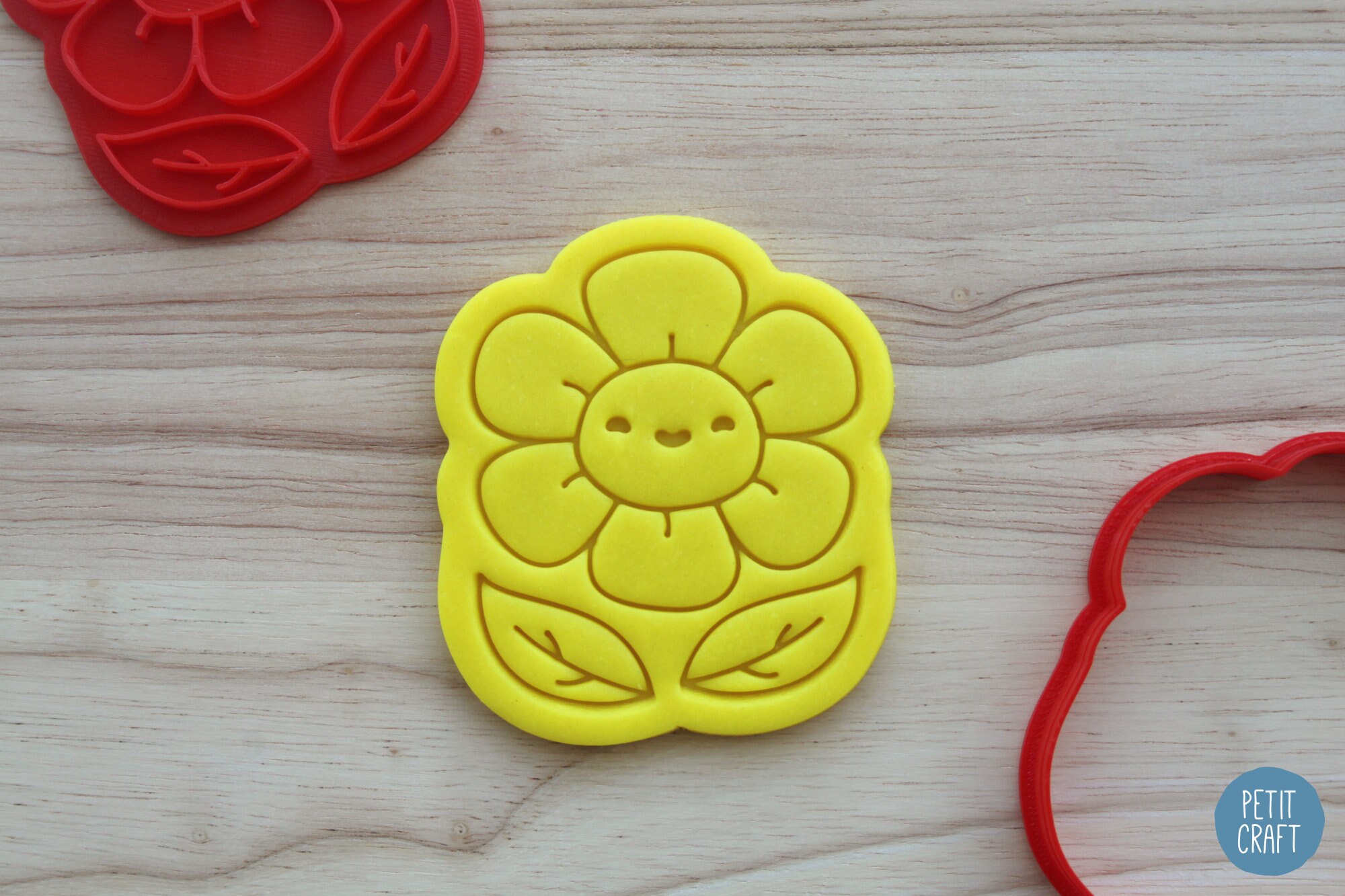 Happy Flower | Simple Daisy Flower Cookie Cutters and Embossers, Cake ...