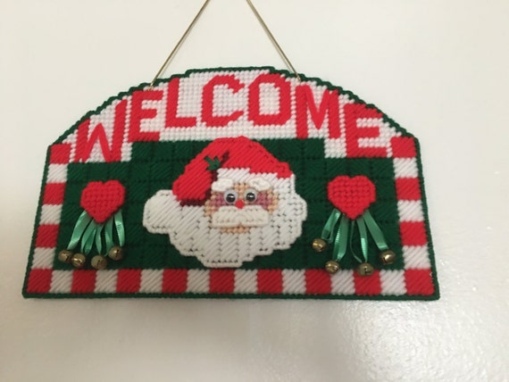 Welcome sign in Plastic Canvas | Etsy
