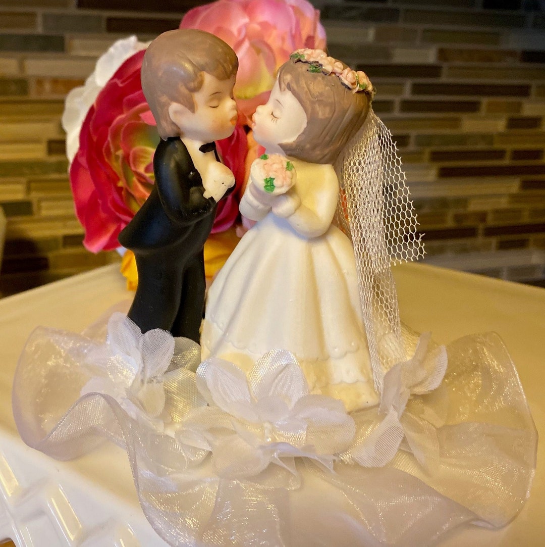 Vintage Wilton Wedding Cake Topper Small Heart You May Now Kiss the ...
