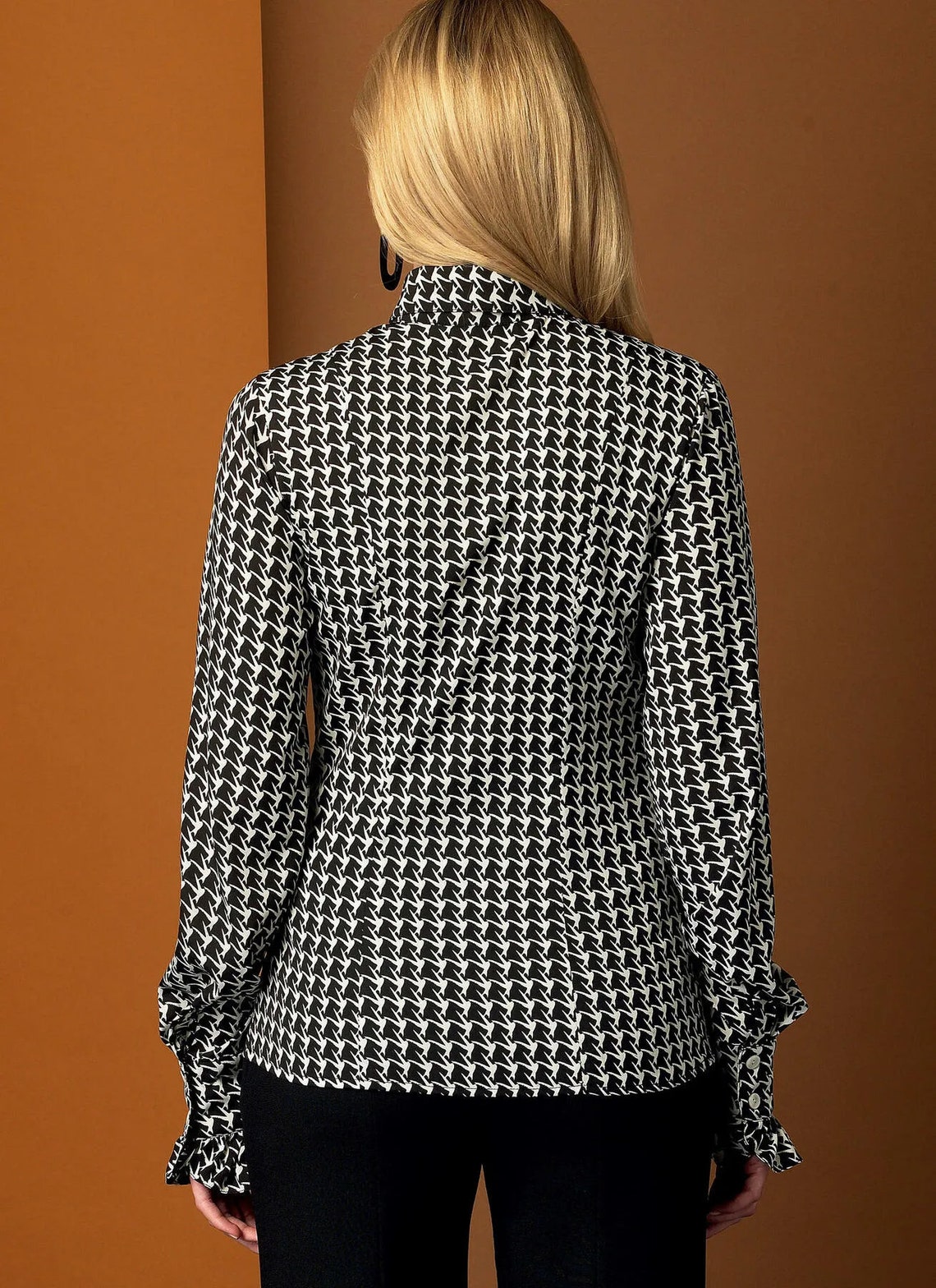 Vogue Sewing Pattern for Womens Tops, Button Front Top Pattern, Long ...