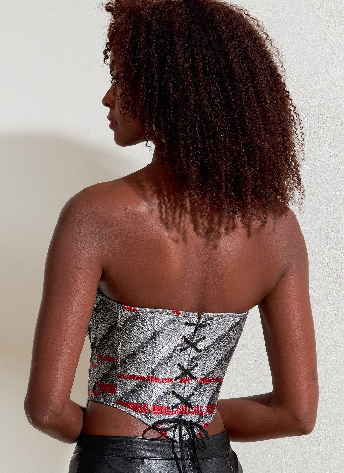 Vogue Sewing Pattern for Womens Corset Tops, Boned Corsets, Lace Back ...