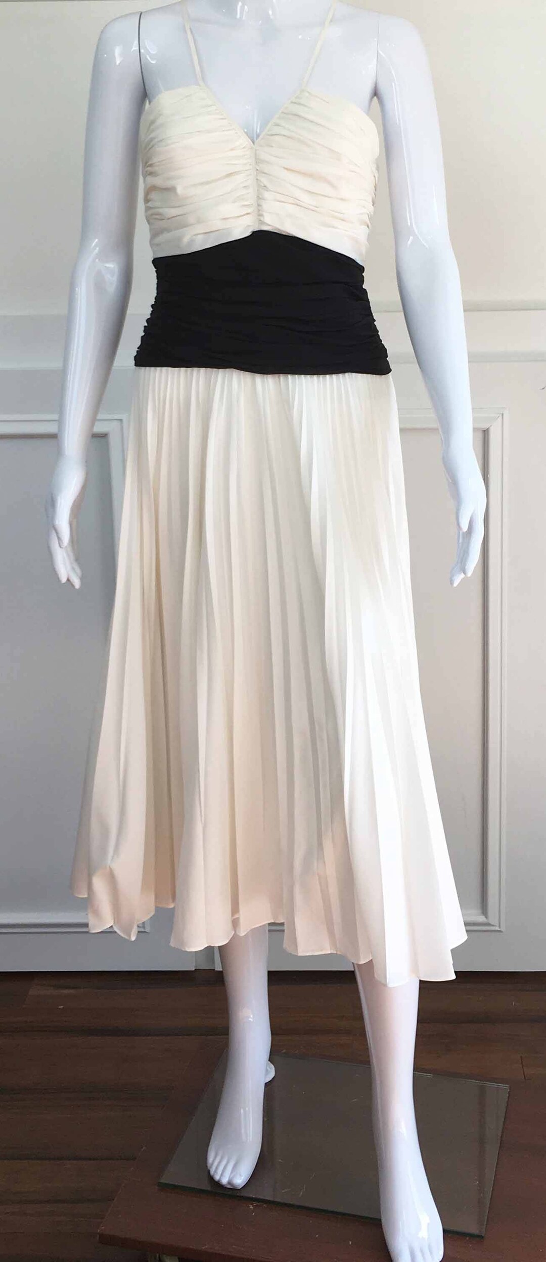Y2K Ethereal SILK BCBG Max Azria White and Black Plisse Goddess Prom ...