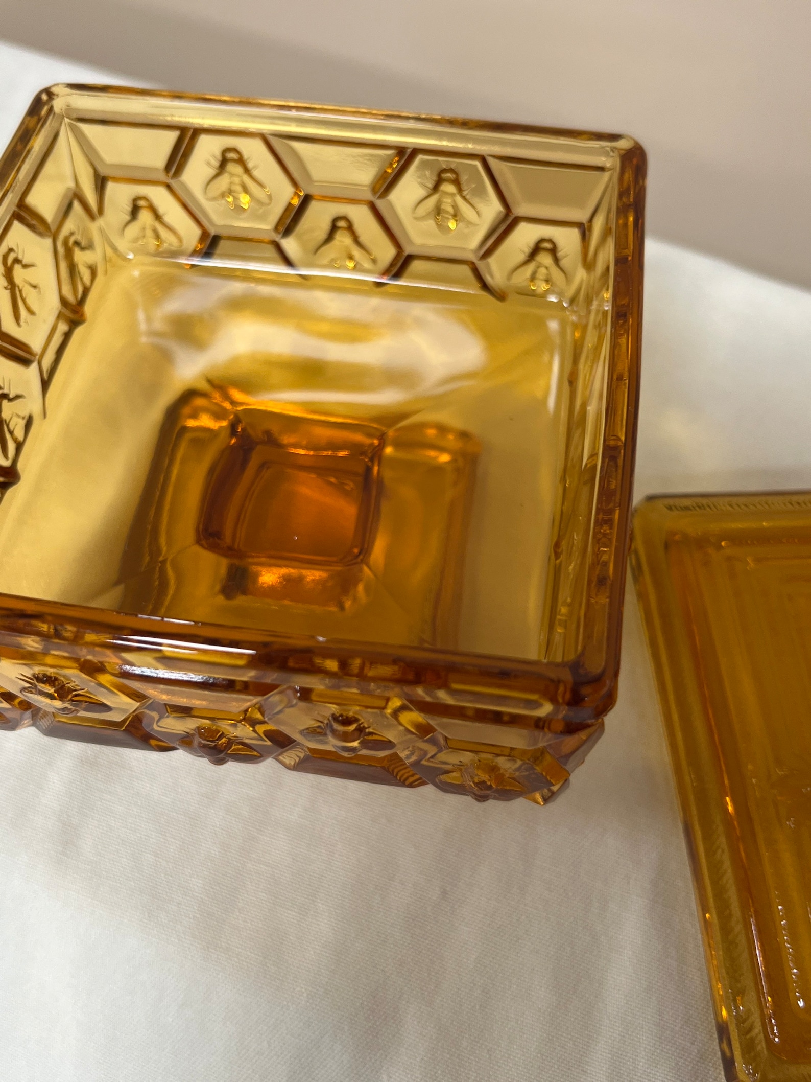 Vintage Honey Bee Covered Honeycomb Box Choose From:fenton - Etsy