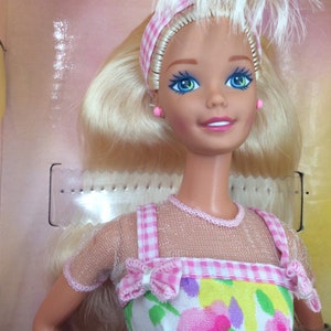 1996 Spring Petals Barbie Doll | Mattel | NEW NRFB | 2nd in the Series ...