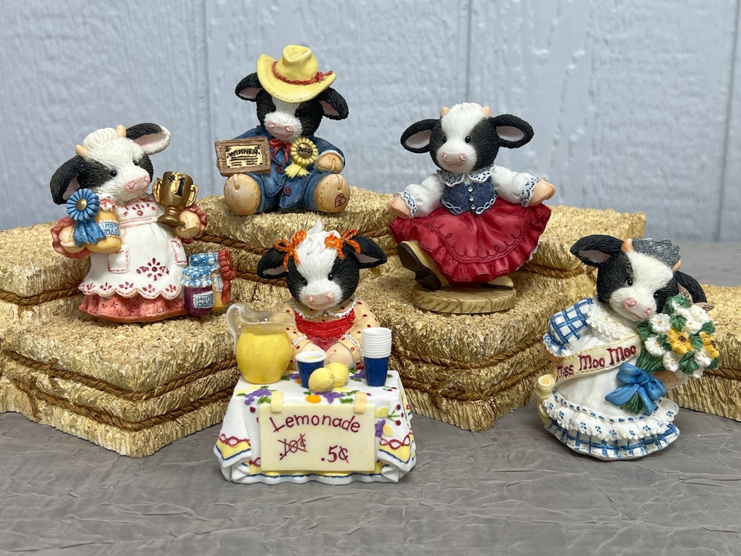 Mary Moo Moo's Collectible Figure | Summertime Collections | County ...