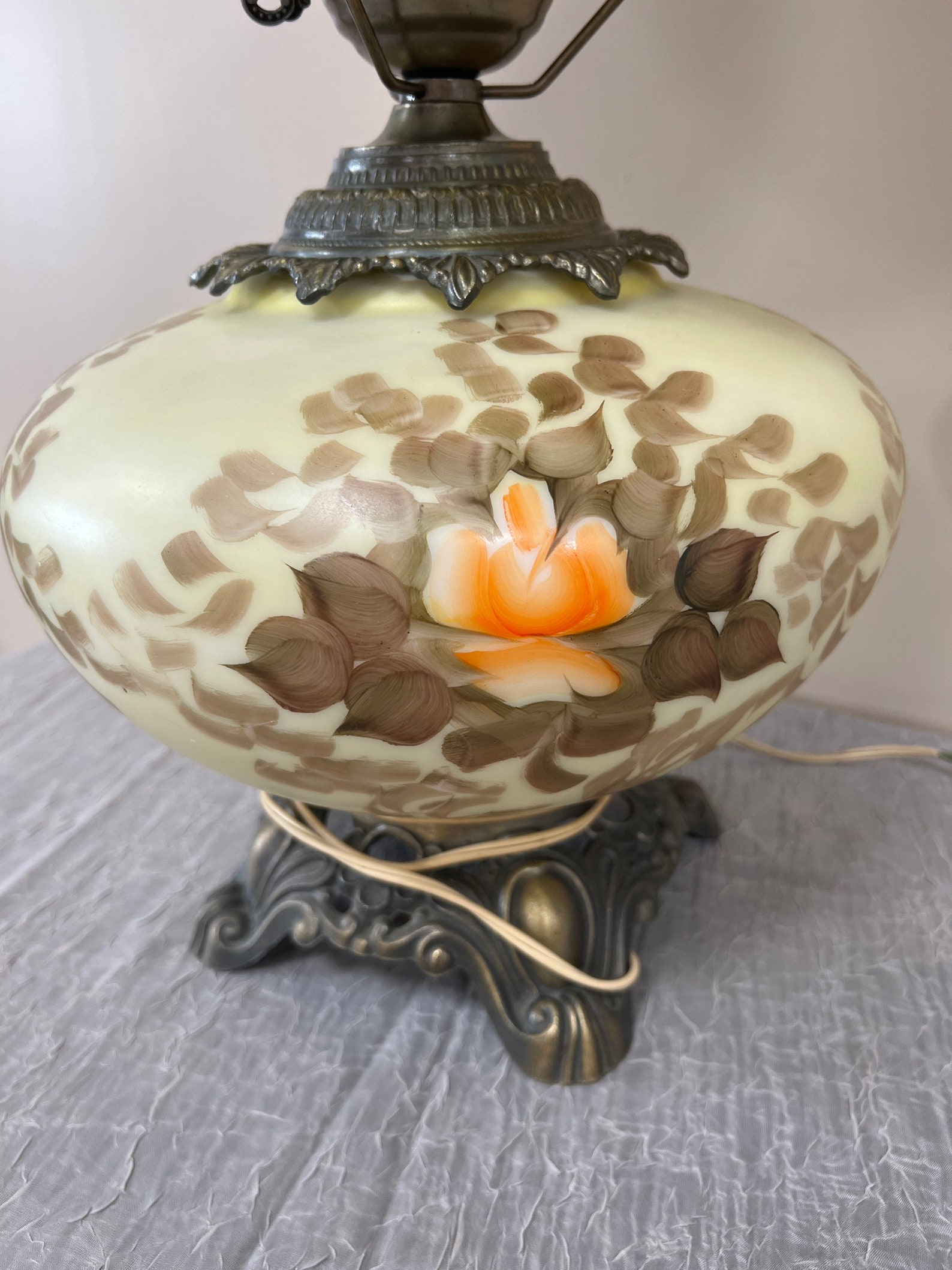 Vintage Gone With the Wind Hurricane Table Lamp With 3-way - Etsy