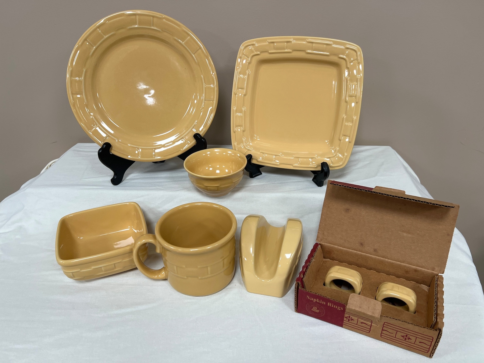 Vintage Longaberger Woven Traditions Butternut Dinnerware | Choose From ...
