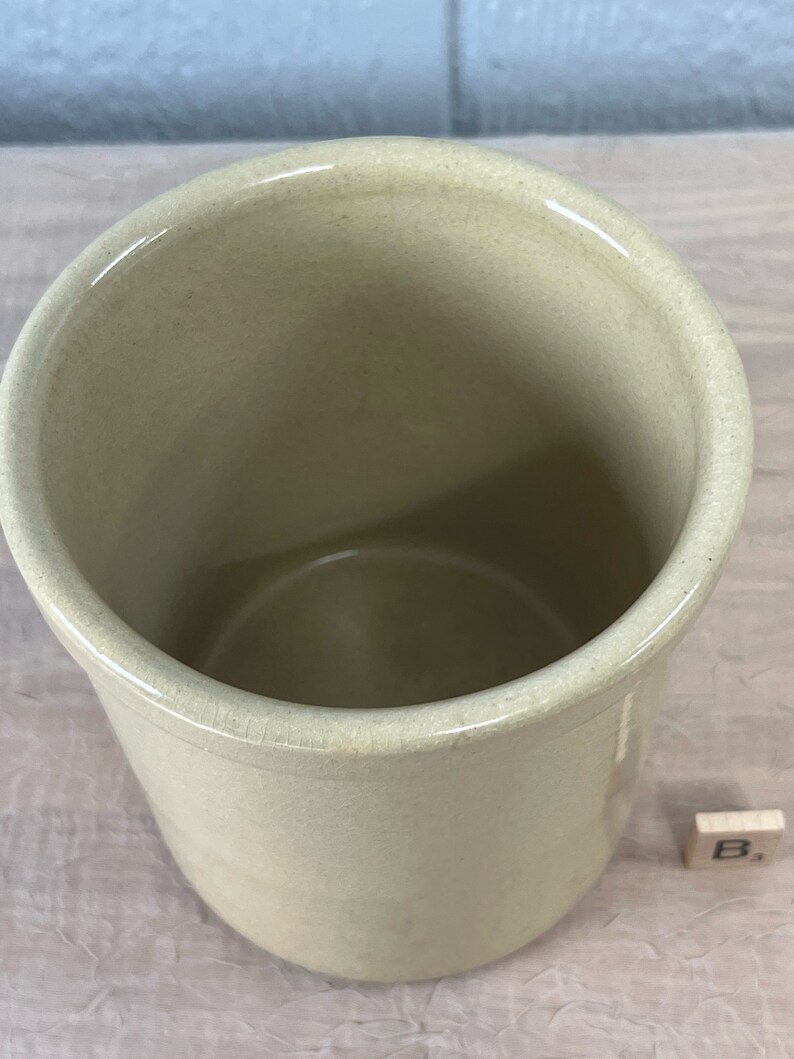 Vintage Pottery | Choose From: 2-handle Mccoy Brown Drip Ware, RRP Tan ...