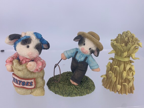 Mary Moo Moo's Collectible Figure Choose From 3: Hoop - Etsy