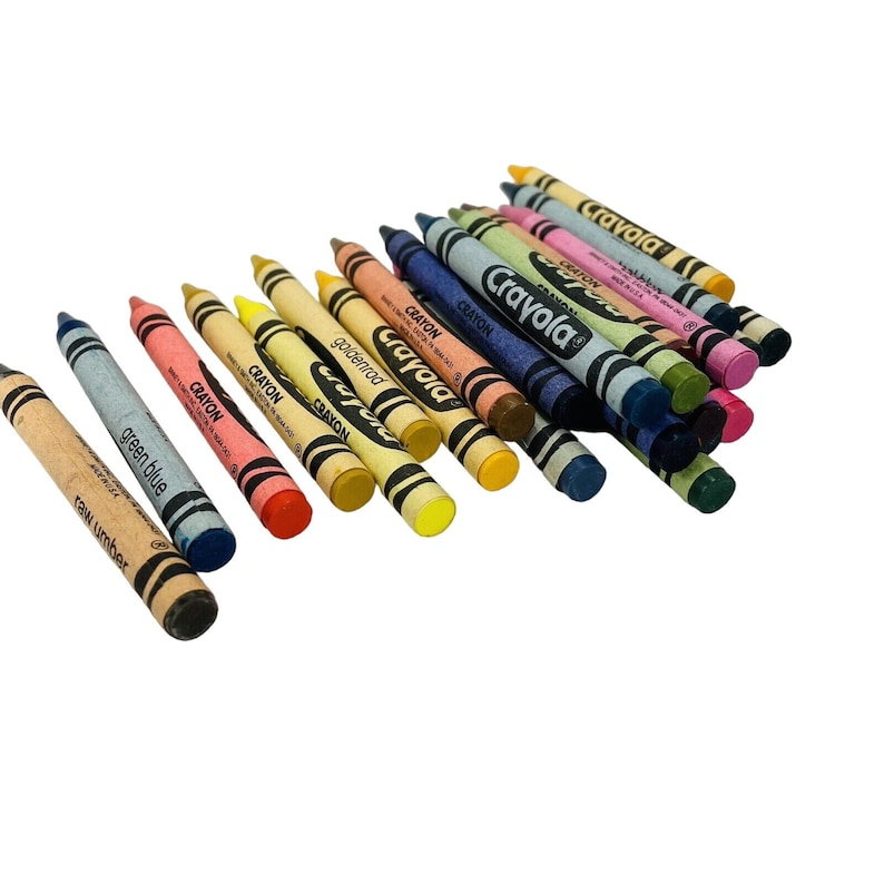 25 Retired and Hard to Find Crayola Crayon Collector Vintage Color Lot ...