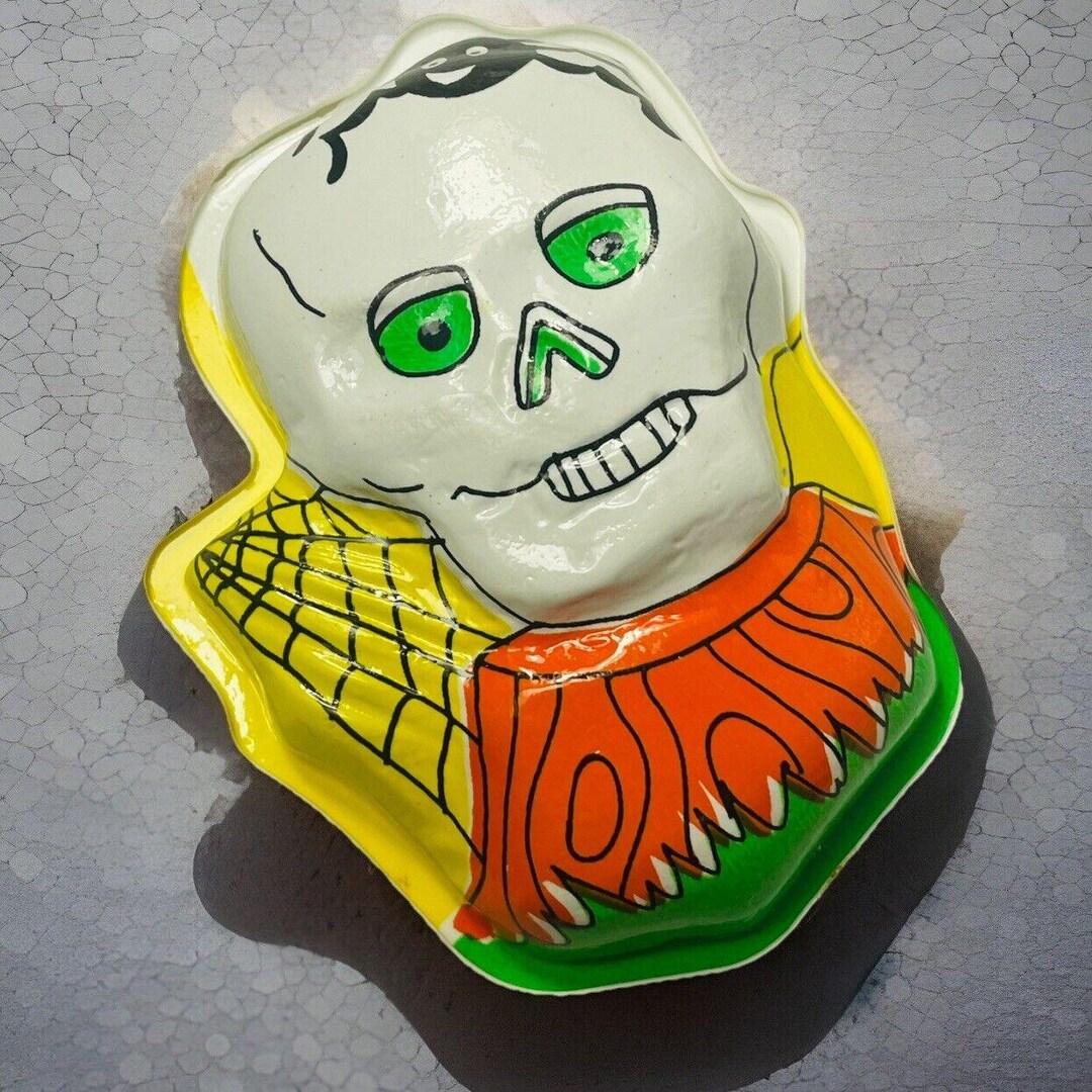 Vintage Vacuform 3D Molded Plastic Skull Corn Cob Halloween Candy ...