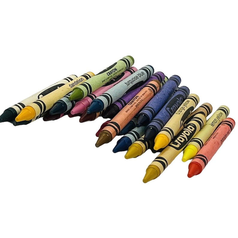 25 Retired and Hard to Find Crayola Crayon Collector Vintage Color Lot ...