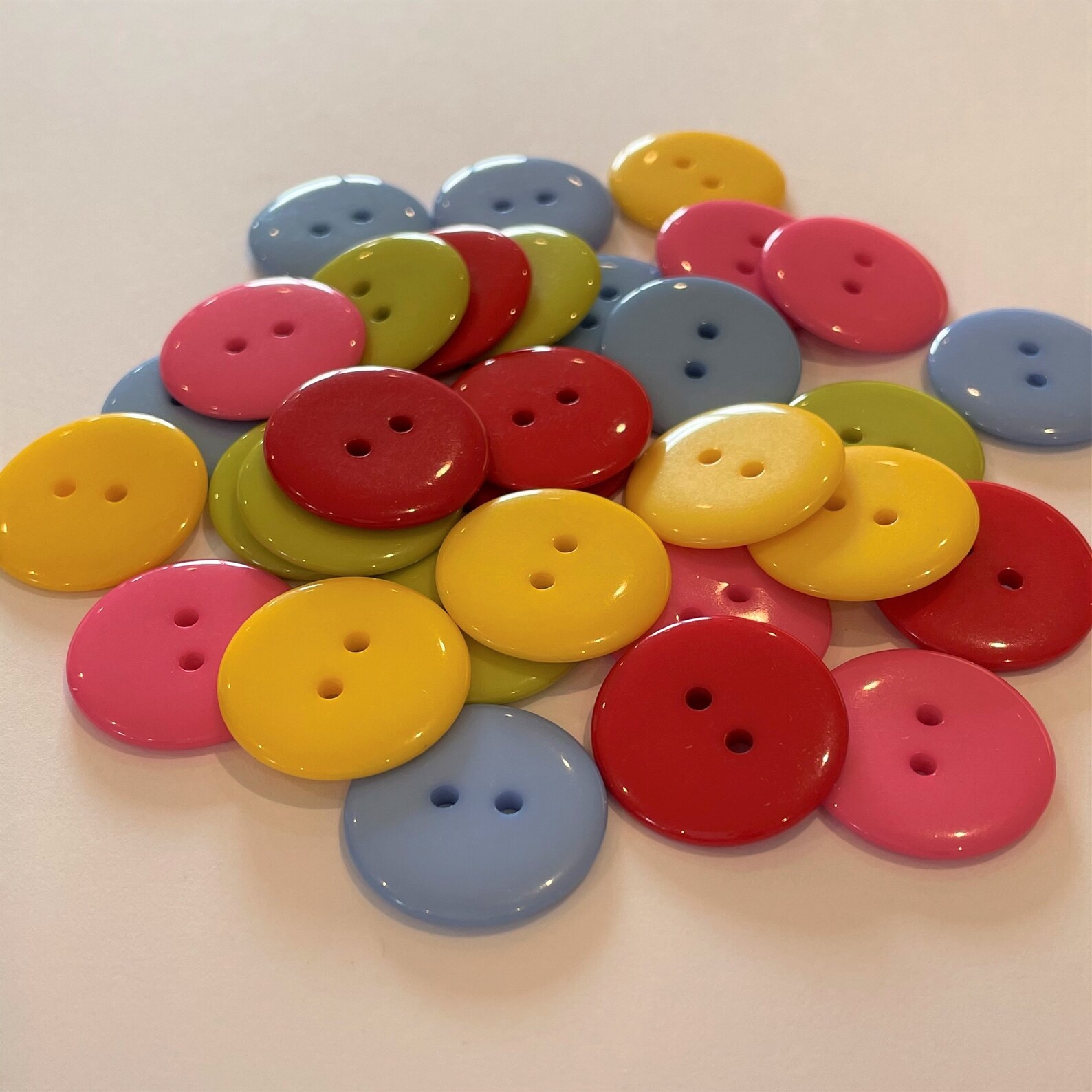 Large coloured round Buttons. Pack of 6. 22mm | Etsy
