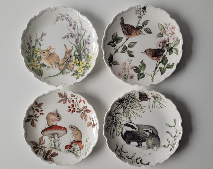 Royal Albert Set of 4 Collectible Plates: the Country Walk Collection ...