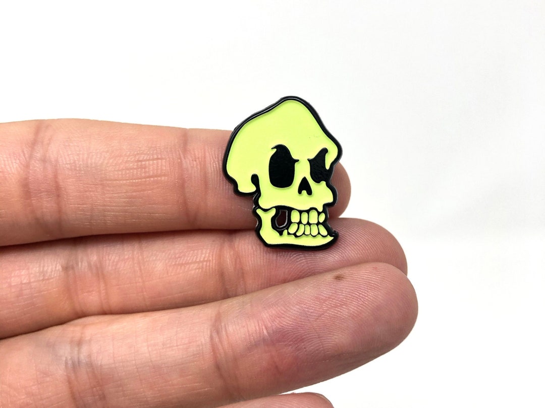 The Curse of Monkey Island - Murray the Talking Skull Glow-in-the-dark ...