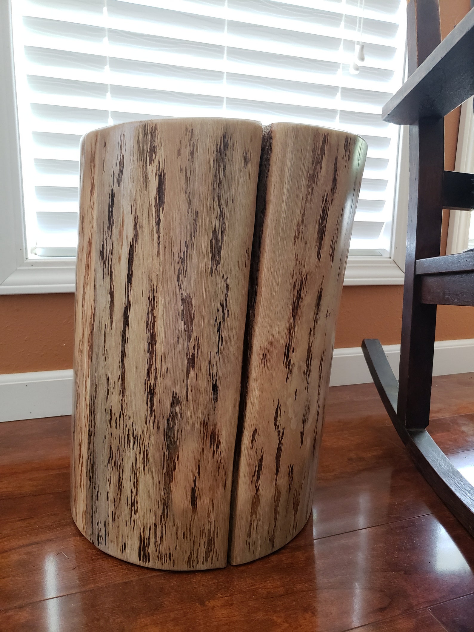 Log Table / Oak Tree Stump / Side Table / Night Stand / Stool | Etsy