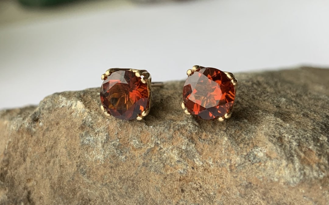 Round Fire Citrine 14K Yellow Gold Double Prong Stud Earrings: Tulip ...